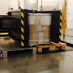 Stationary Pallet Changer | In Stock | Safe lateral pressure