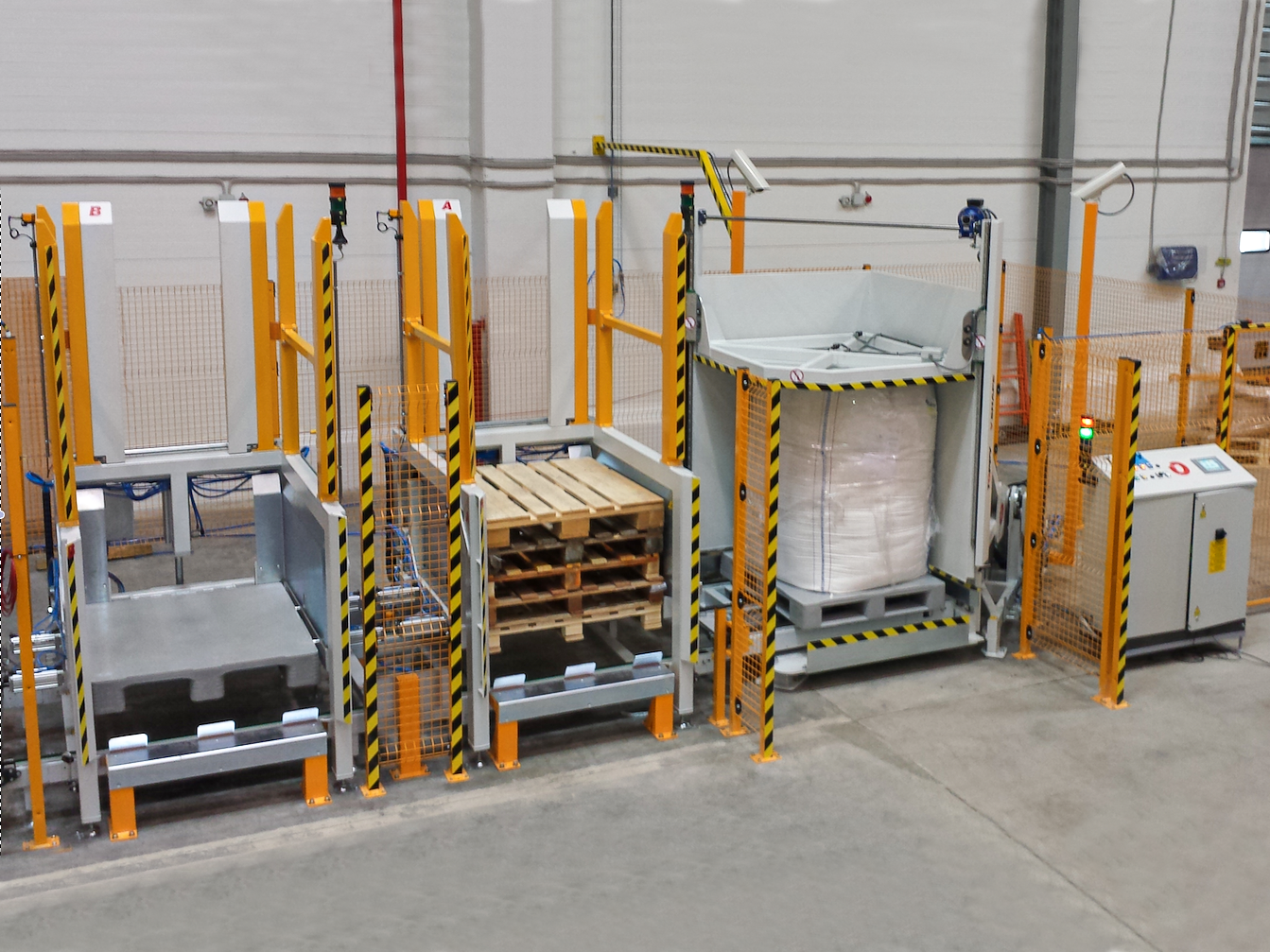 High-speed pallet transfer systems for efficient production lines