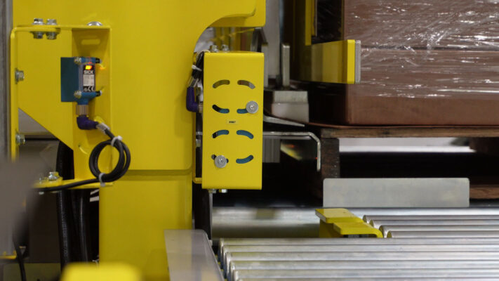 Automatic Push and Pull System - Palletless to Any Pallet